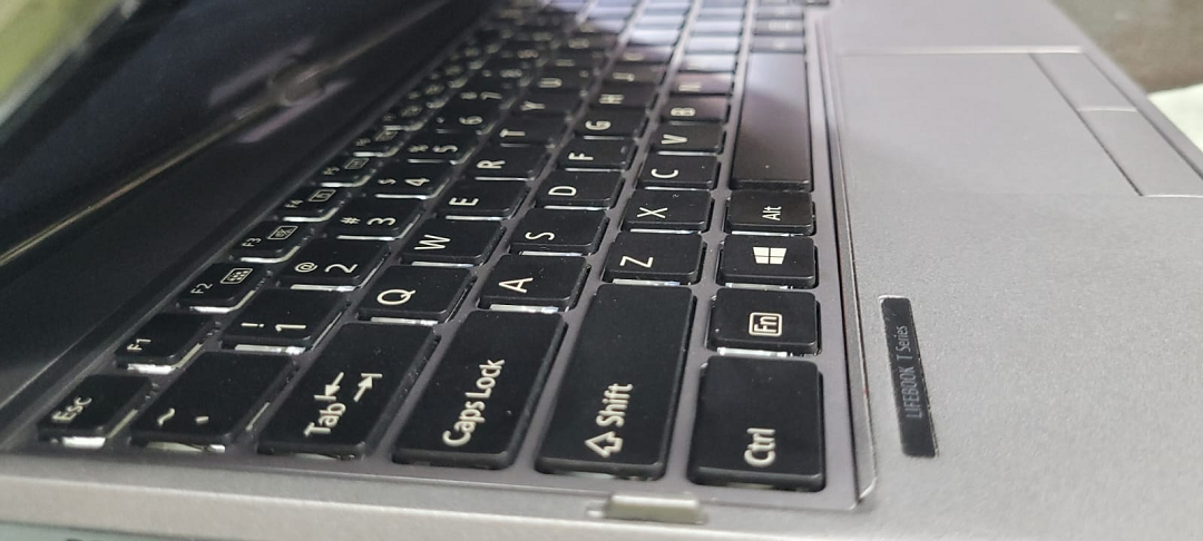 Touch i7 6th Fujitsu T 726-3